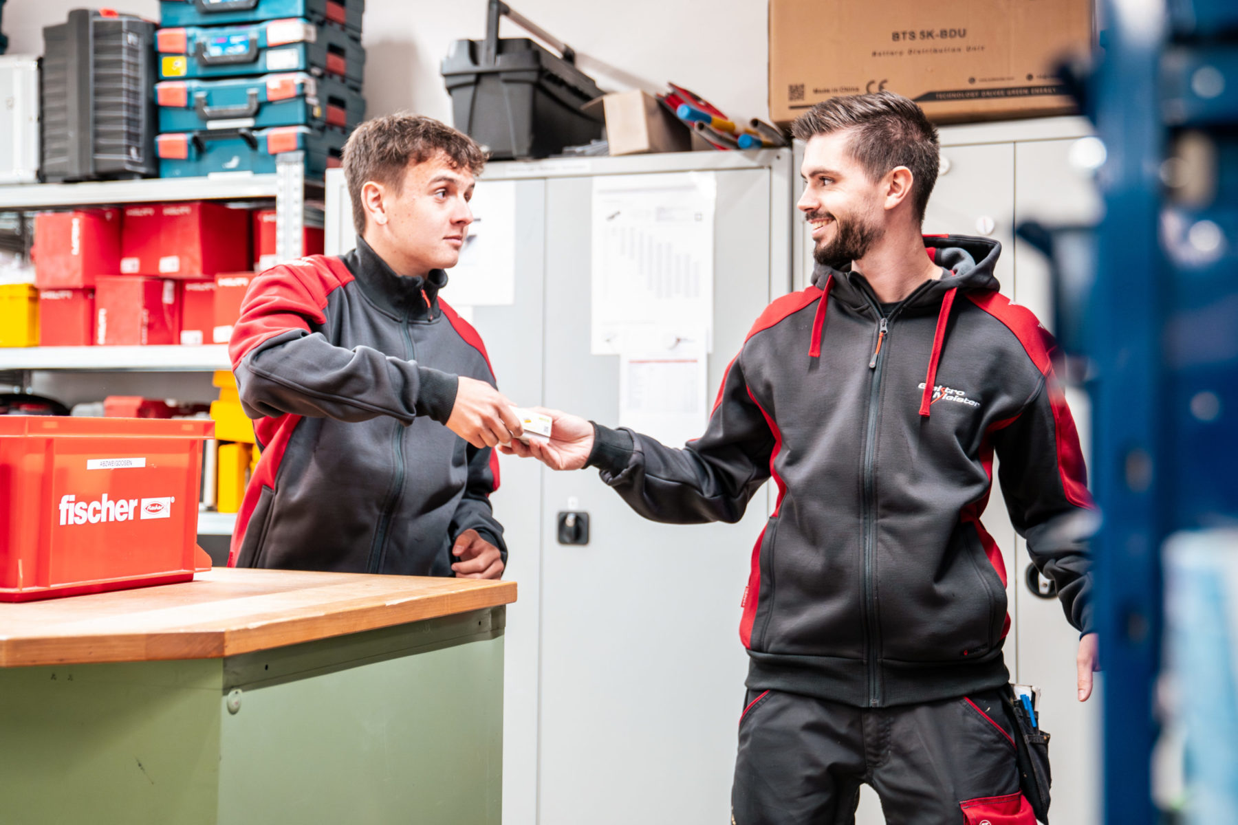 Lehre bei Elektro Meister - Elektro Meister AG